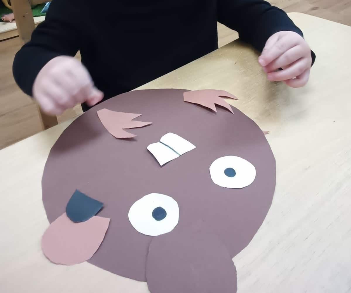 Using our Fine Motor skills to build a groundhog - Tiny Hoppers